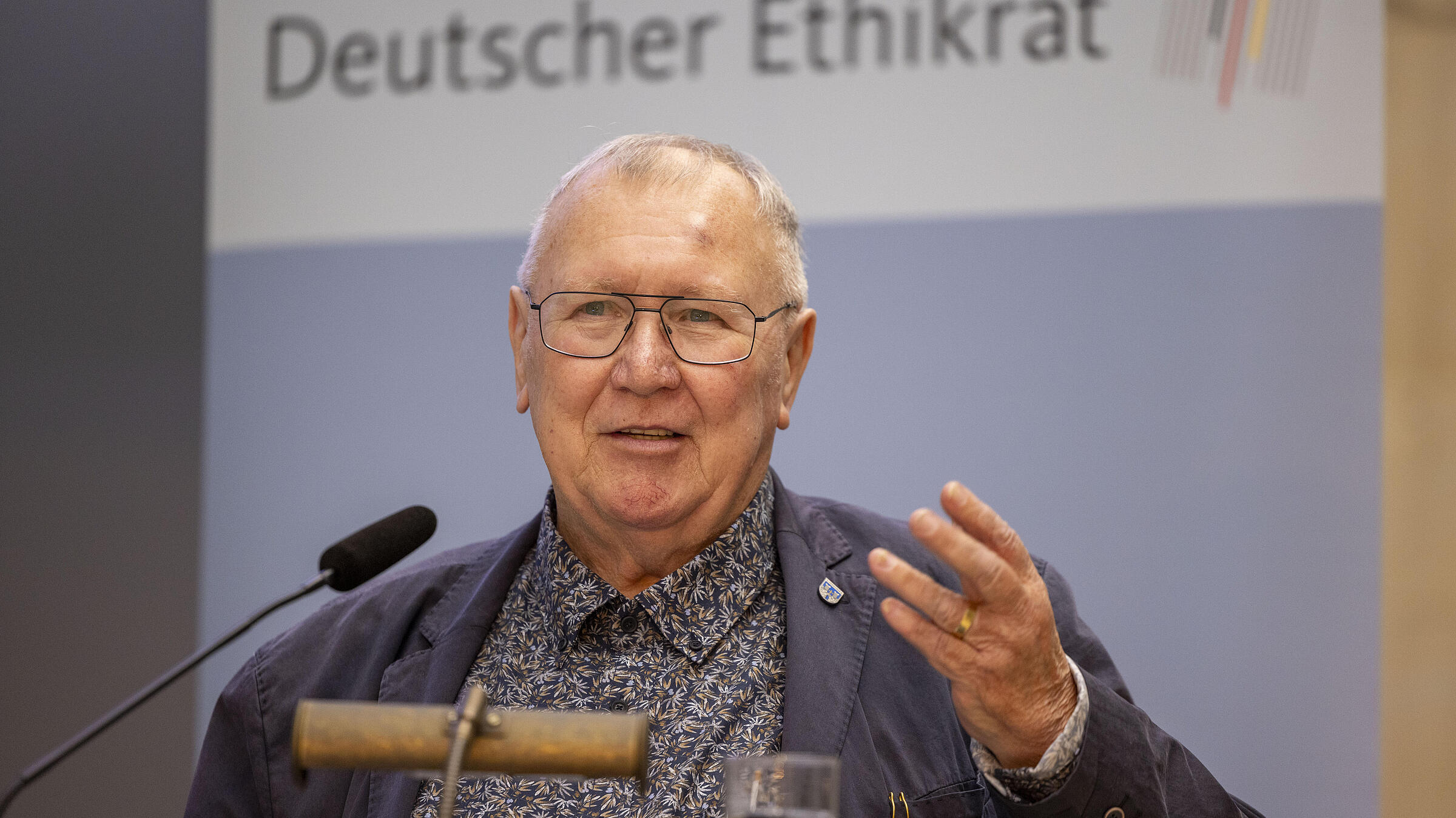 Ethische Herausforderungen in der häuslichen und stationären ...